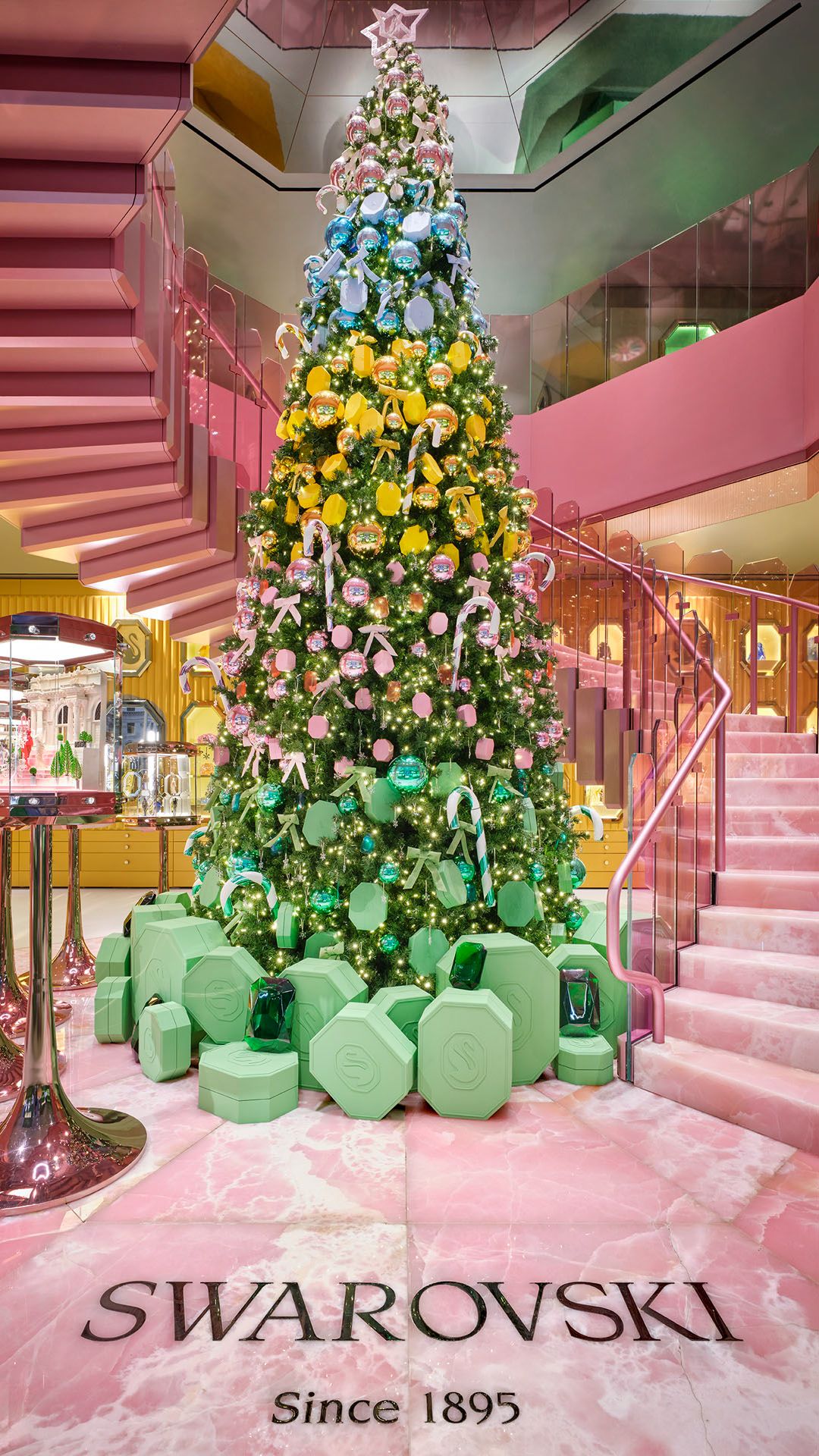 Swarovski opens flagship store on New York's Fifth AvenueLuxury Retail