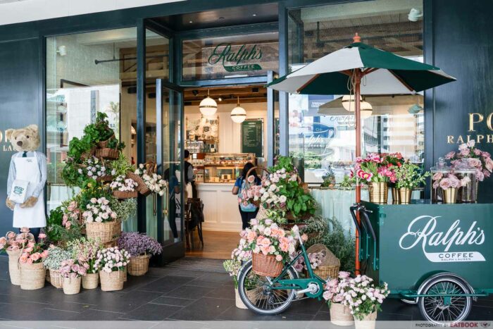 Ralph’s Coffee Café in SingaporeLuxury Retail