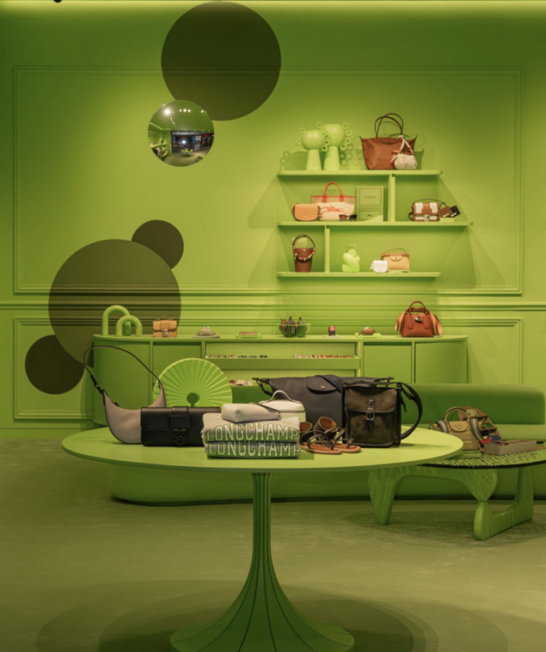 Longchamp Green Pop-Up SpaceLuxury Retail